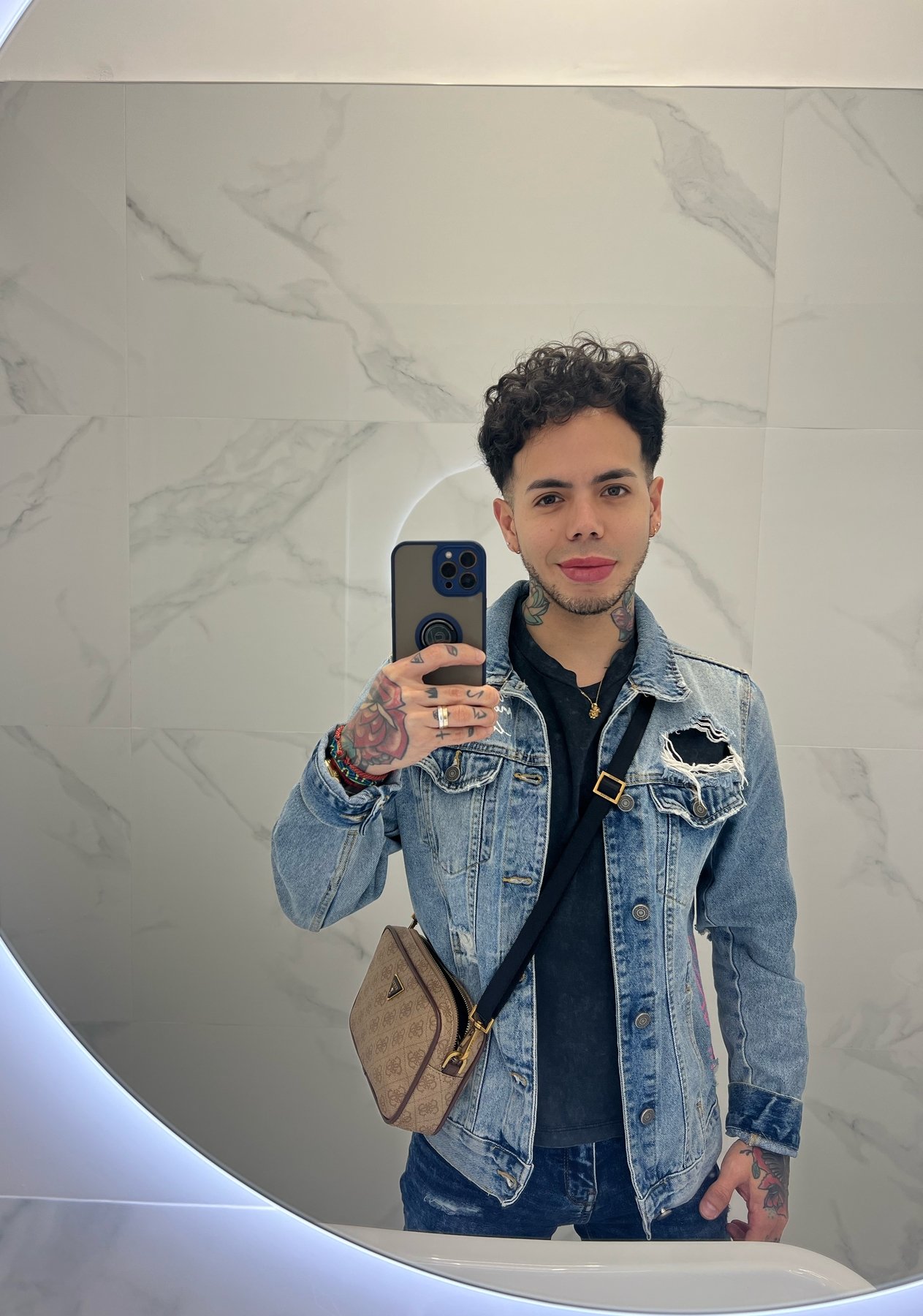 Alejandro, Spanish Male escort in Malta (2)