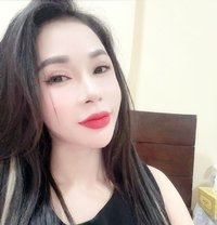 Ana, Vietnamese masseuse in Abu Dhabi (3)