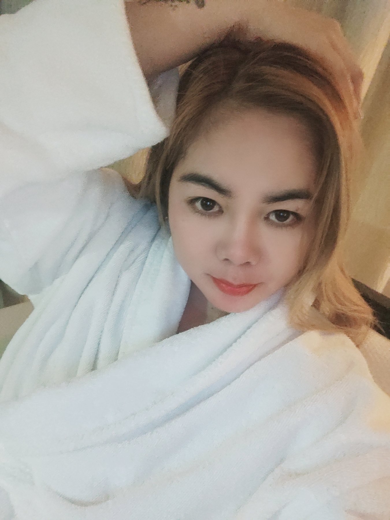 Bea 3, Filipino escort in Dubai