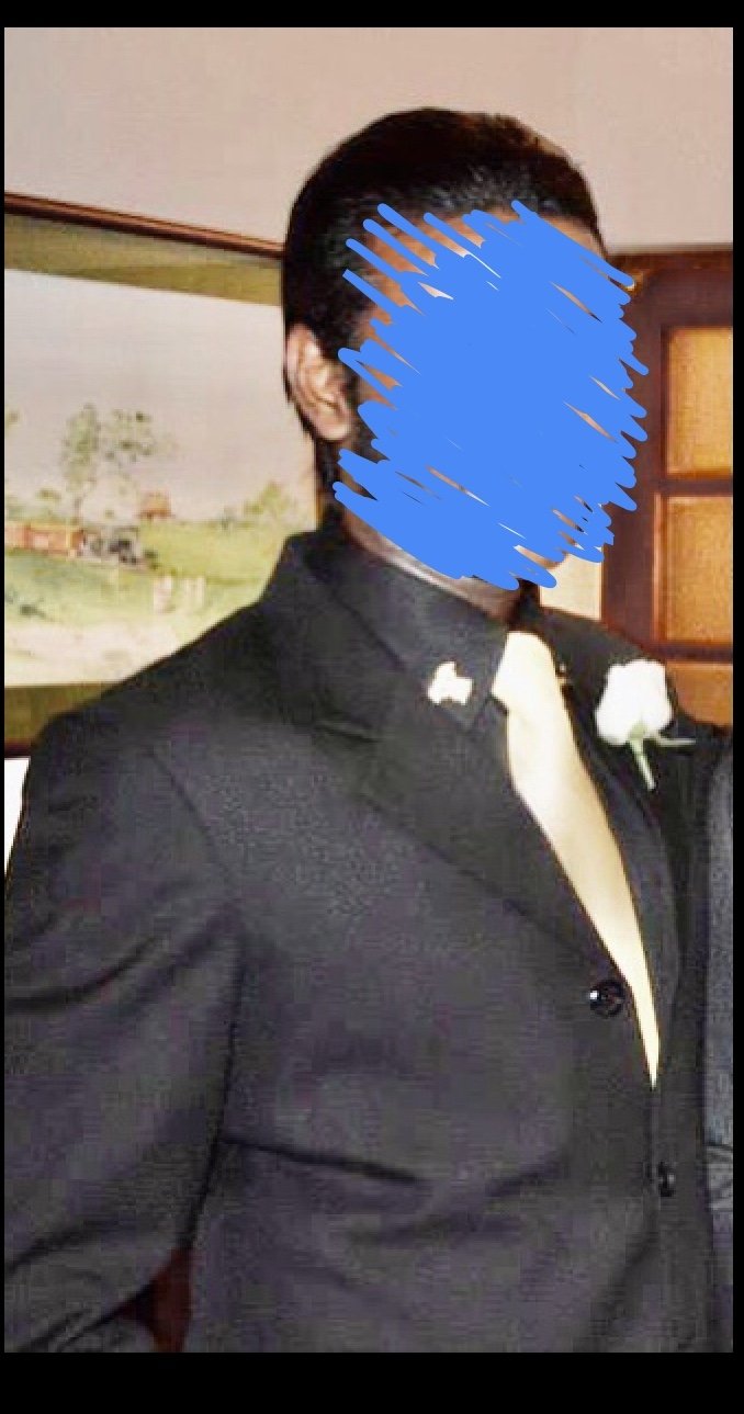 Chocolate Dynamite, Sri Lankan masseur in Colombo