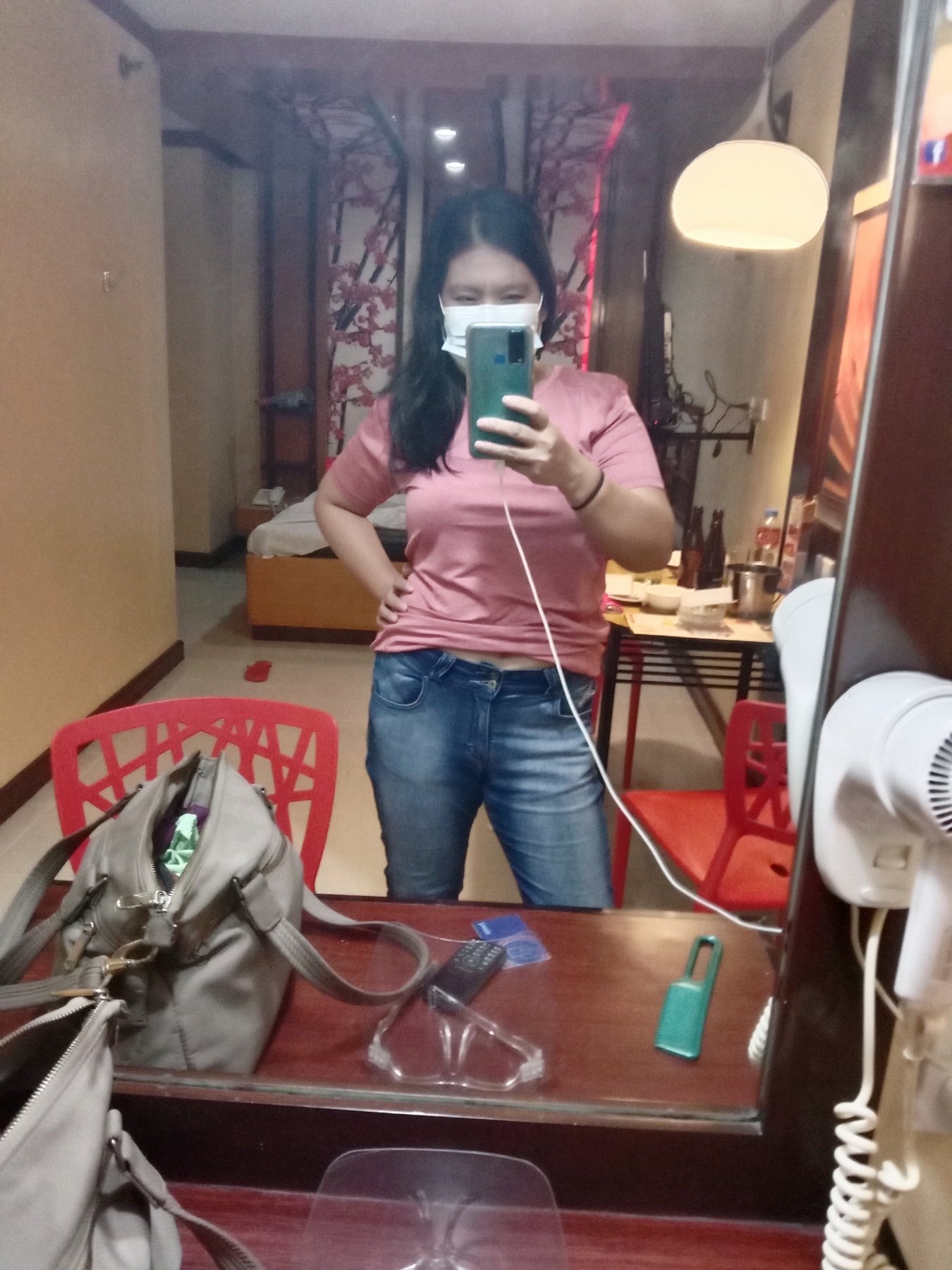 Danicca, Pretty Cougar Versatile Escort, Filipino escort in Makati City