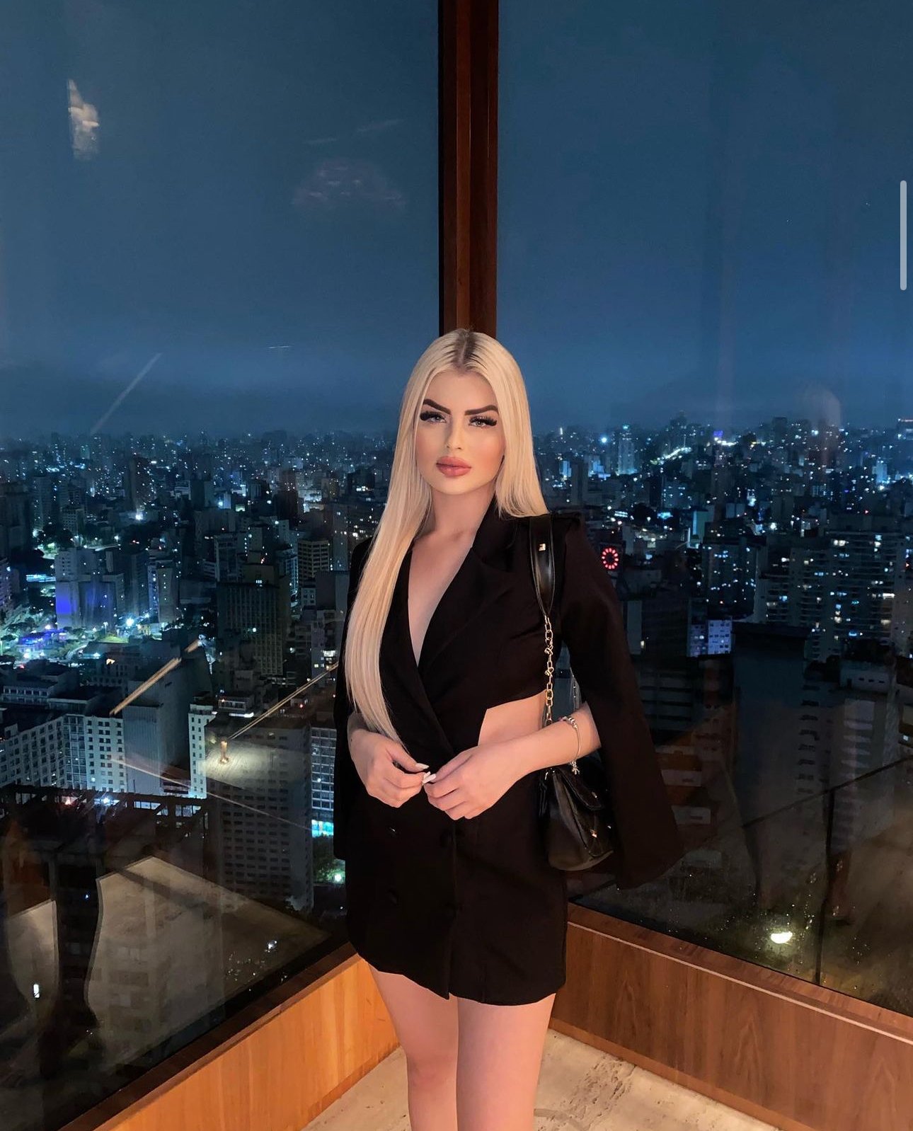 Dominique, Brazilian escort in Abu Dhabi