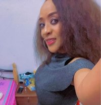 Elcy, Zambian escort in Muscat