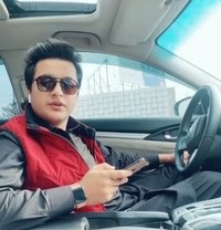Homi, Andorran Male adult performer in Bangkok