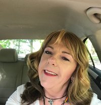 Kaycie Canadian Transsexual Escort In Barrie