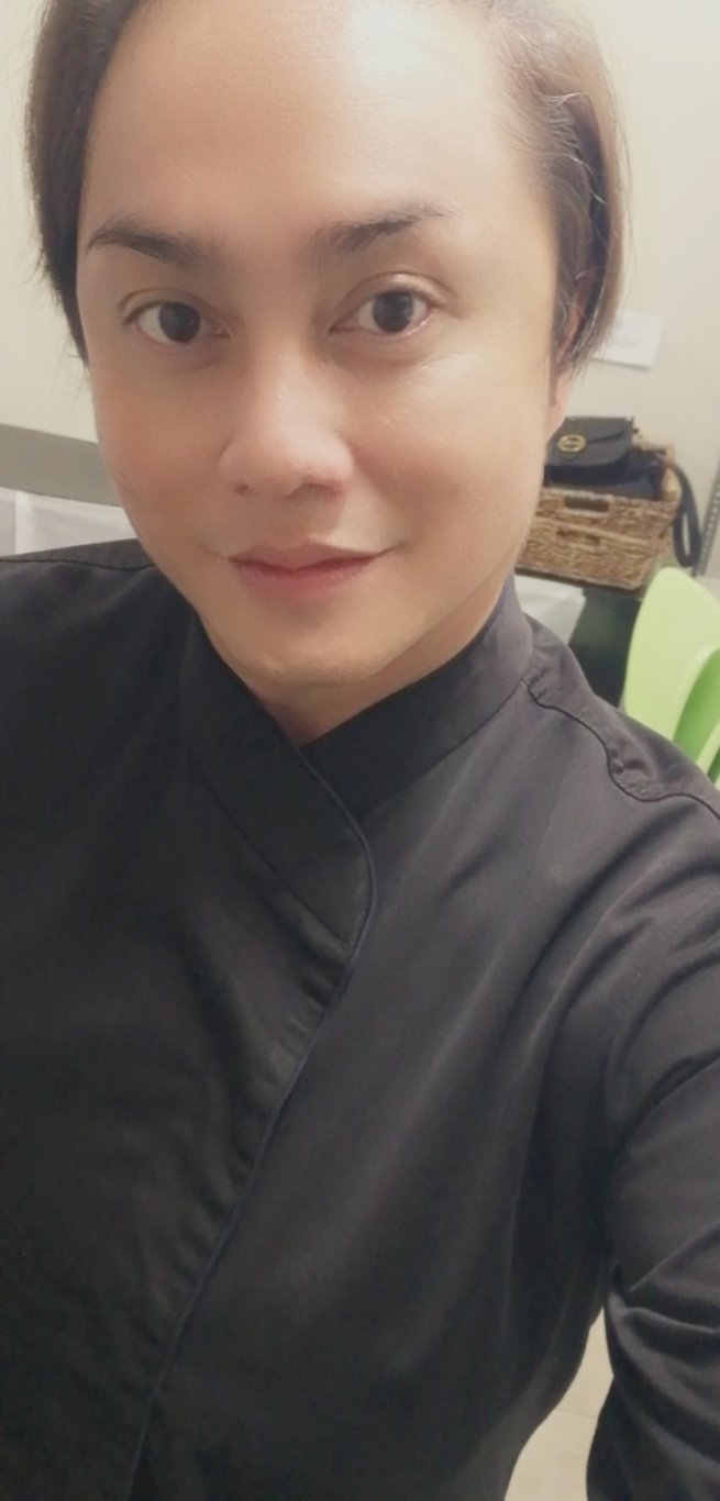 Ladyboy Ruby, Filipino Transsexual escort in Al Manama