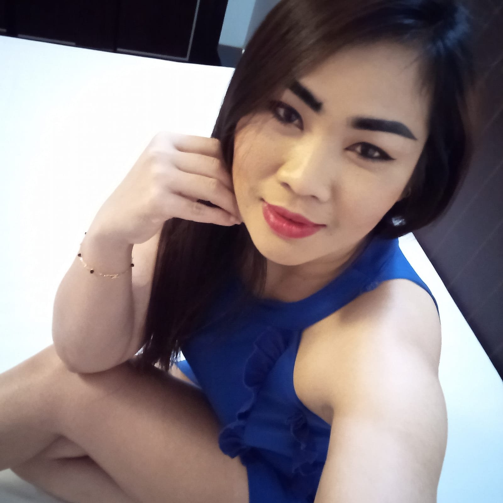 Layla, Thai masseuse in Al Manama (3)