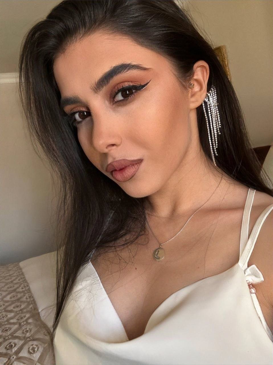 Lera Vip, Russian escort in Beirut