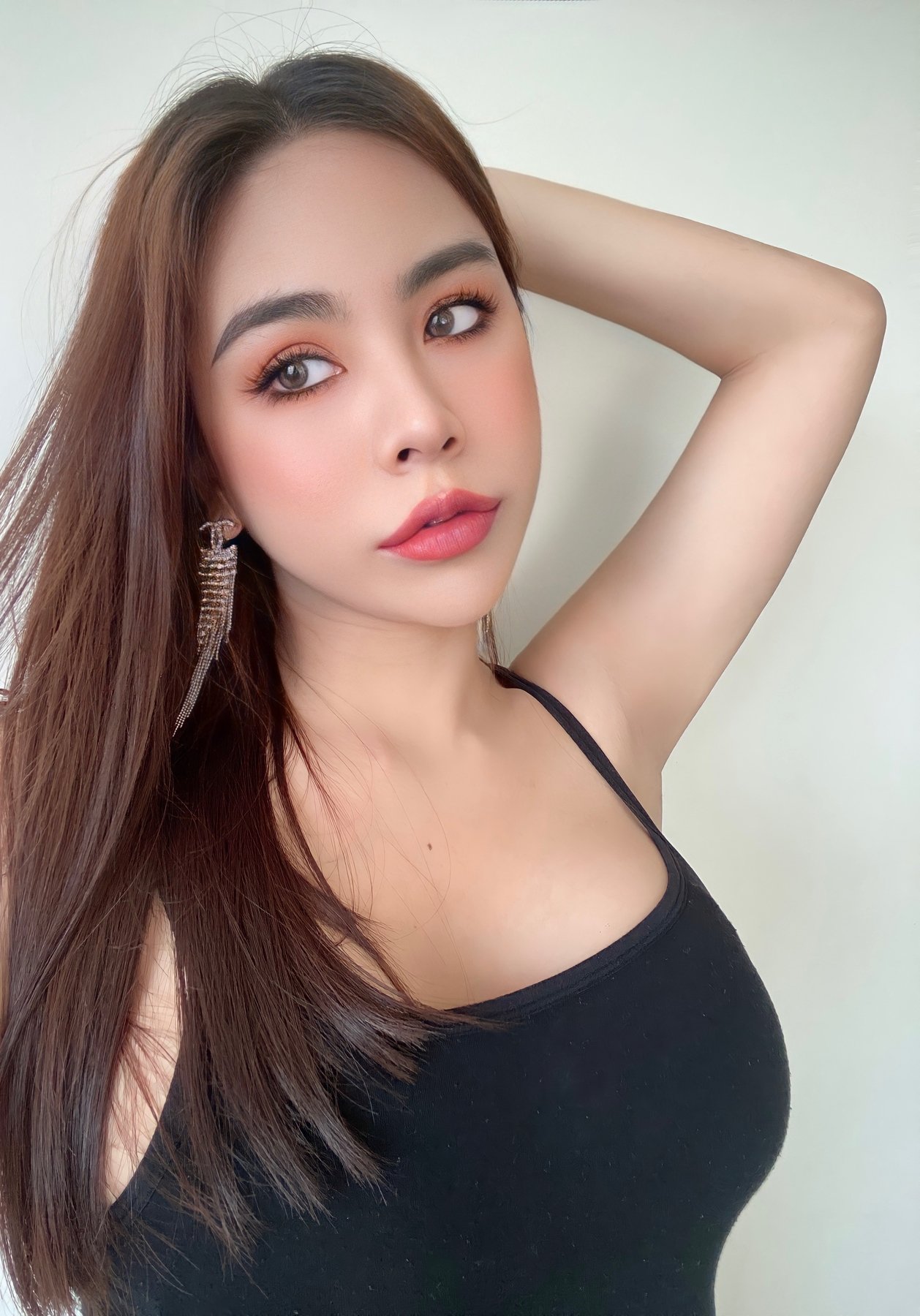 Lisajung, Thai Transsexual escort in Bangkok