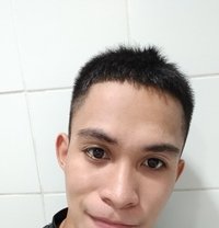 Mark, Filipino Male adult performer in Manila (2)