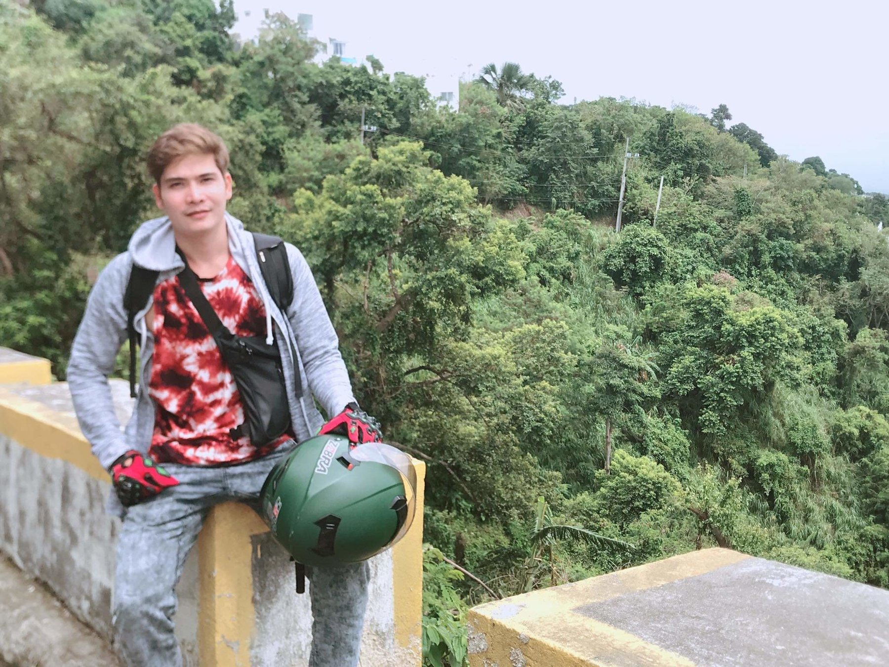 Mark, Filipino masseur in Manila (3)