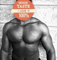 Master Jay, Kenyan masseur in Nairobi