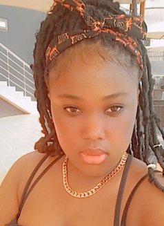 Mavis, Ghanaian adult performer in Accra