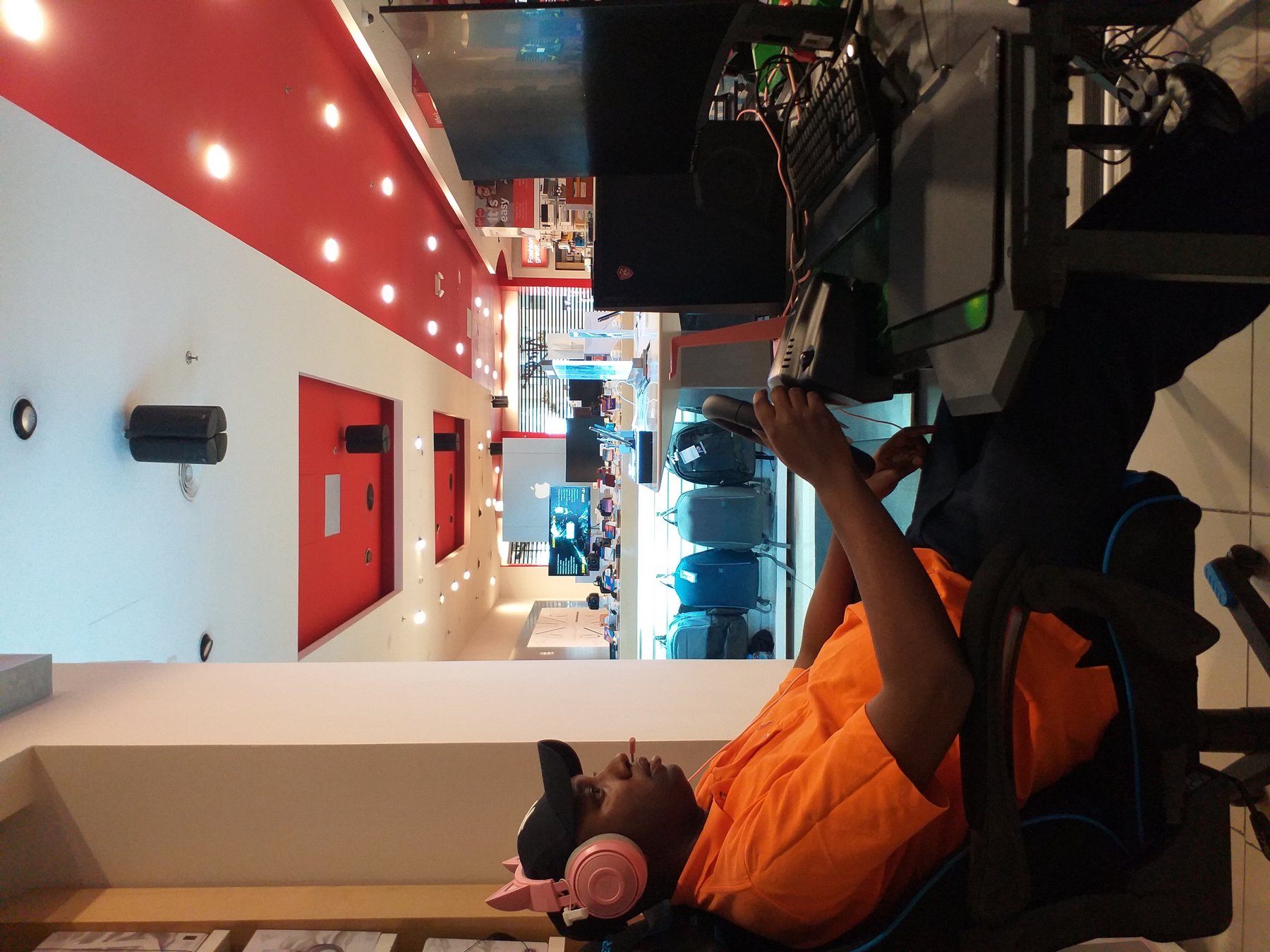 Meet Michael, Kenyan Male escort in Doha