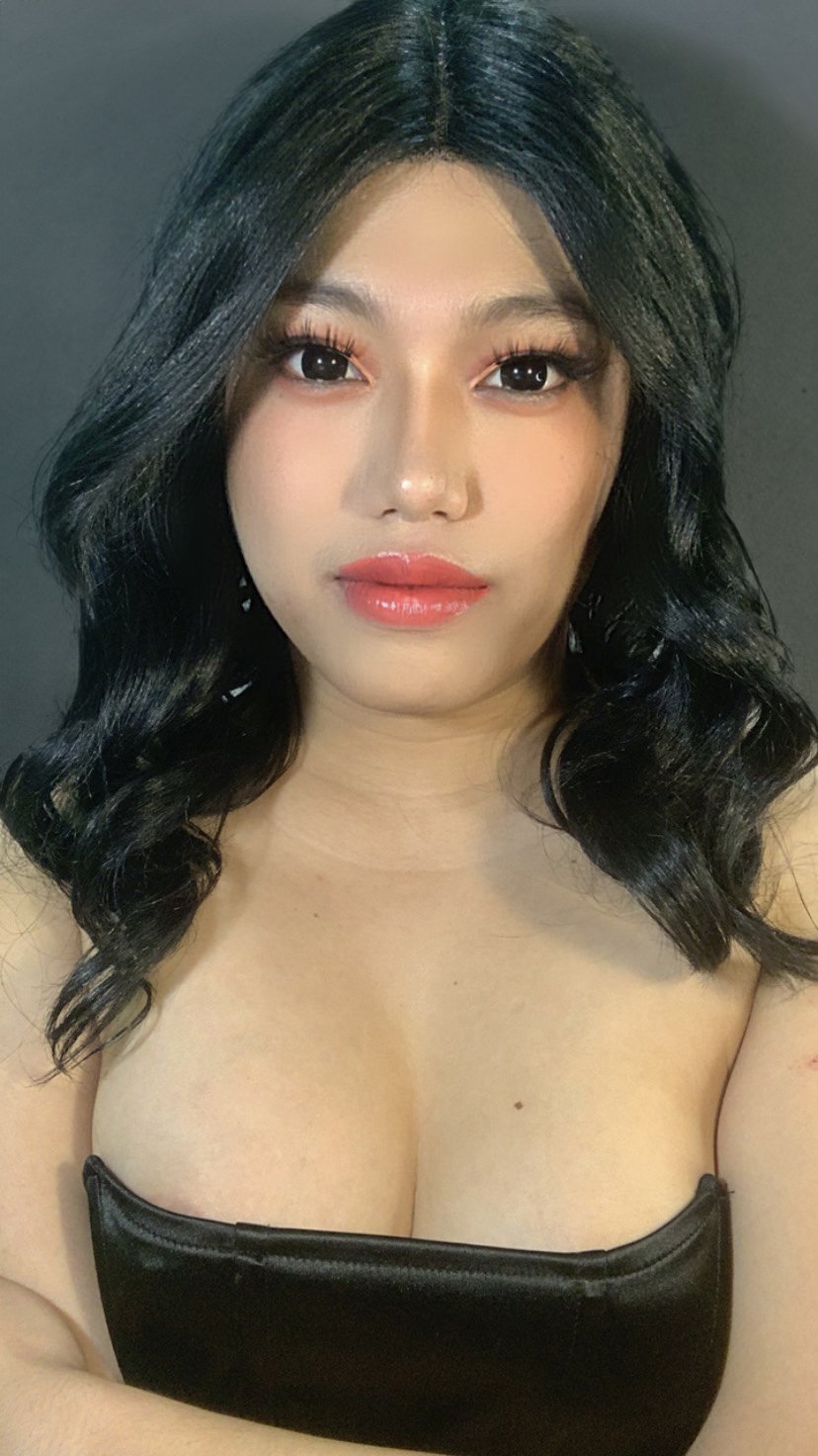 Mik Mik, Filipino Transsexual escort in Manila