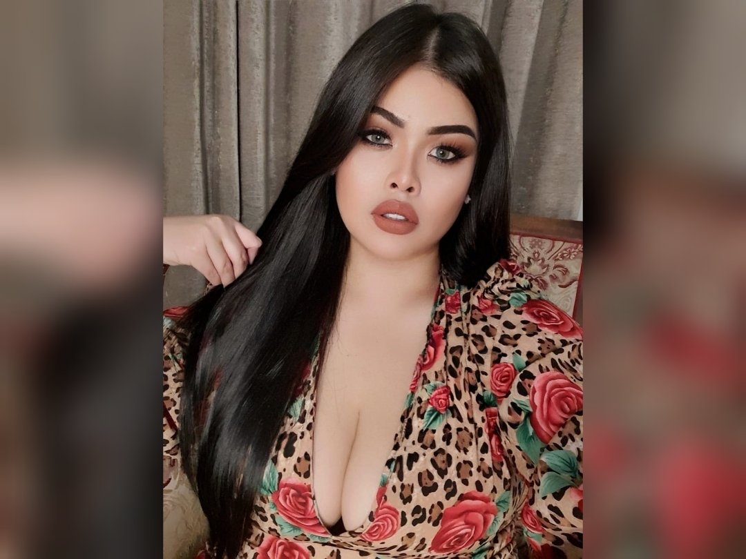 Mona, Thai escort in Doha (4)