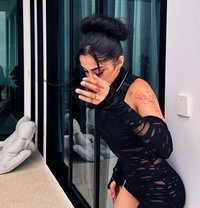 Nitya, Indio puta en Pune