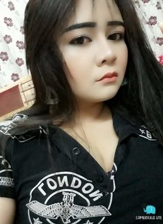Num, Thai escort in Muscat