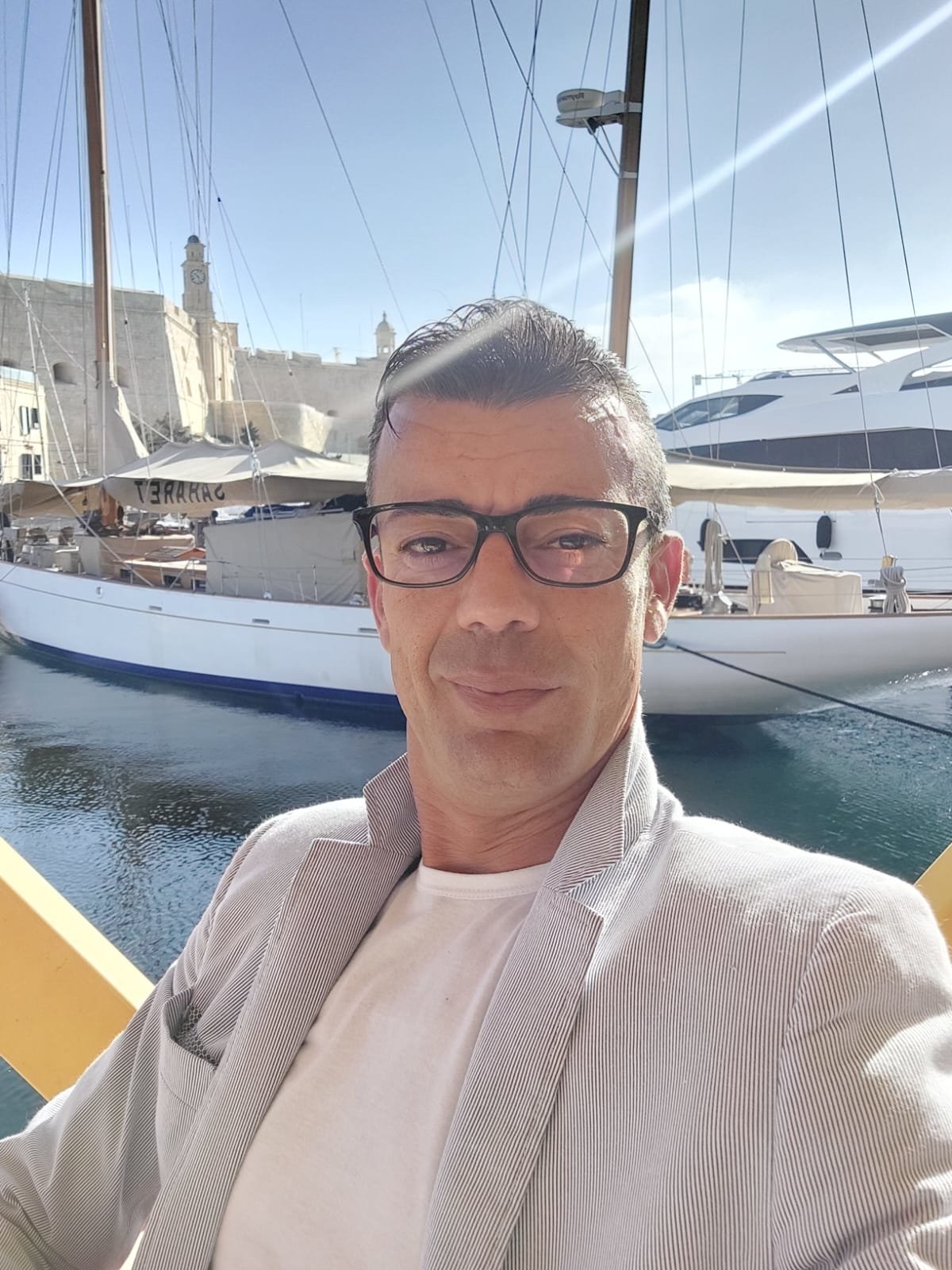 Roberto - Companion, Spanish Male escort in Malta