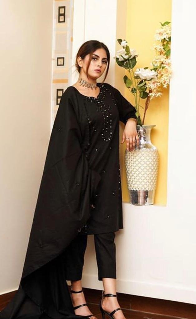 Seher, Pakistani escort in Dubai