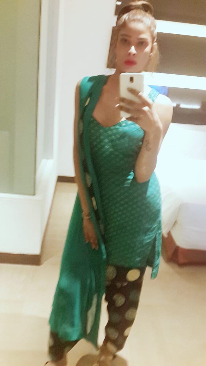 Simran Virk, Indian Transsexual escort in Gurgaon