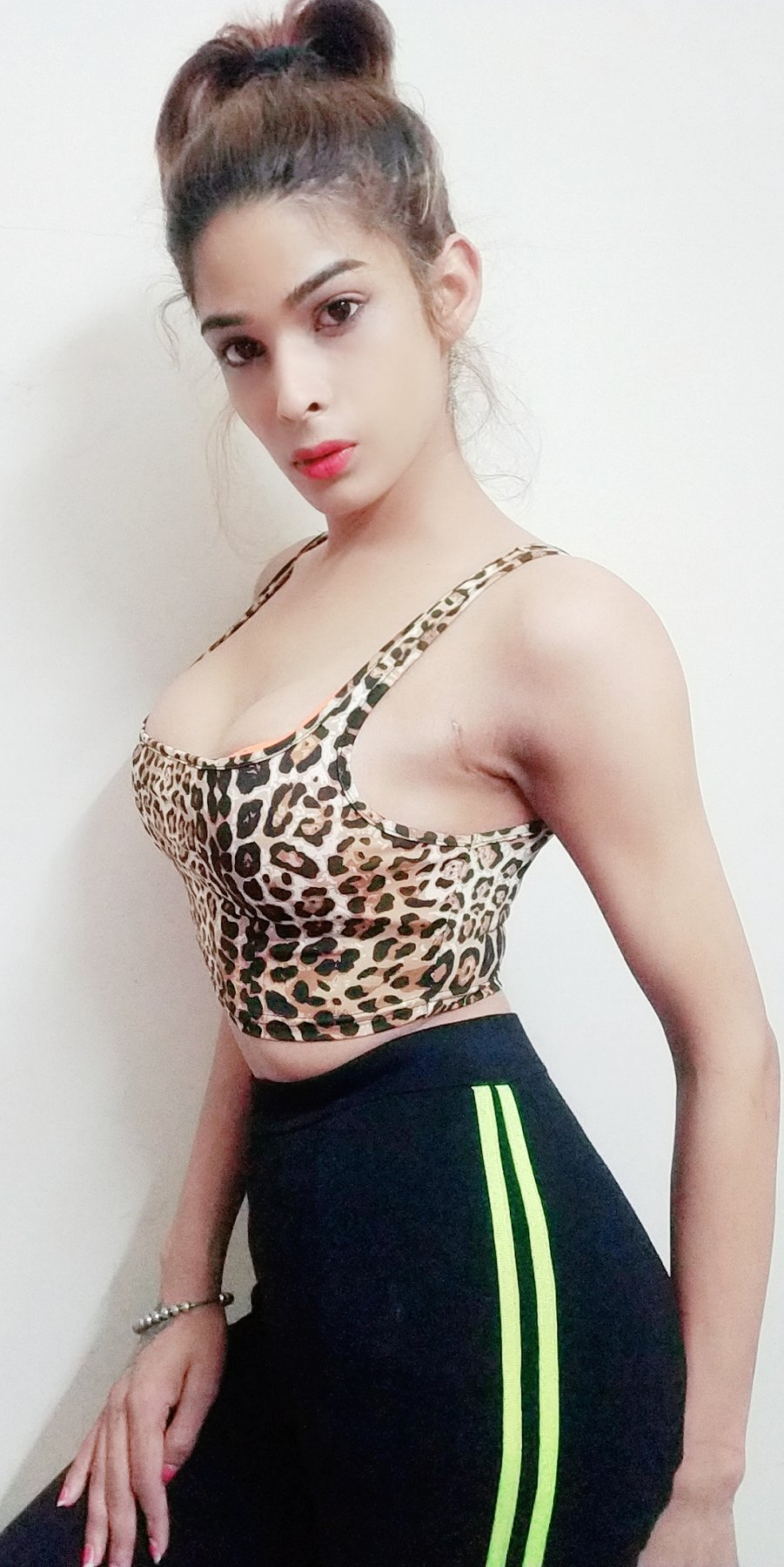 Simran Virk, Indian Transsexual escort in Gurgaon