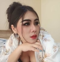 Sindy, Thai masseuse in Doha (2)