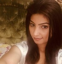 Sofia Khan, Indian escort in Dubai (2)