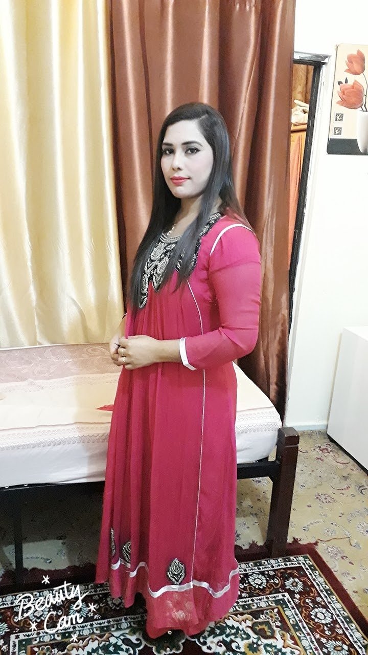 Sumaira, Pakistani escort in Muscat