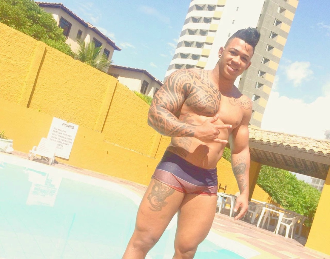 Top Victor Queiroz, Brazilian Male escort in London