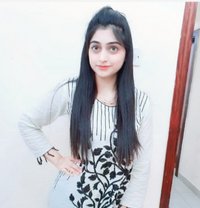 Yusra Sheikh, Indian escort in Dubai